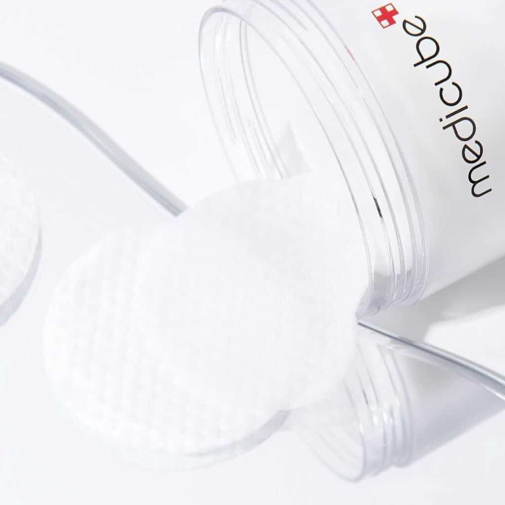 Medicube Zero Pore Pad Review: Is it good for exfoliating?